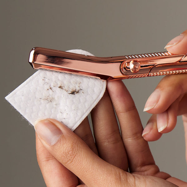 Dermaplaning Peach Fuzz with Leaf Shave® | Official Site