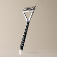 The Leaf Razor | Our Three-Blade Pivoting-Head Razor | Leaf Shave