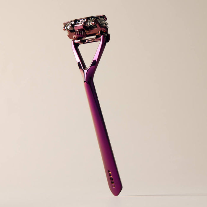 The Leaf Razor | Our Three-Blade Pivoting-Head Razor | Leaf Shave