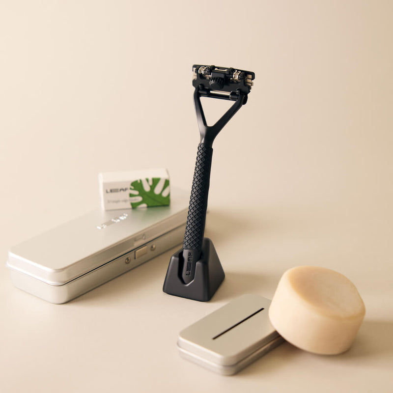 Leaf Super Bundle | Leaf Shave Safety Razor | Triple-Blade Pivot Head