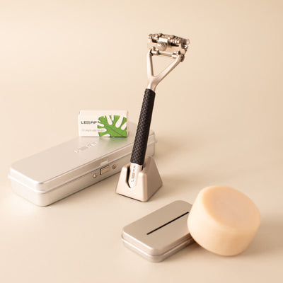 Leaf Super Bundle | Leaf Shave Safety Razor | Triple-Blade Pivot Head