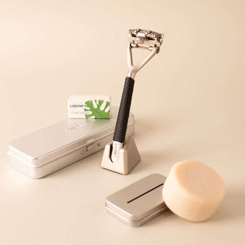 Leaf Super Bundle | Leaf Shave Safety Razor | Triple-Blade Pivot Head